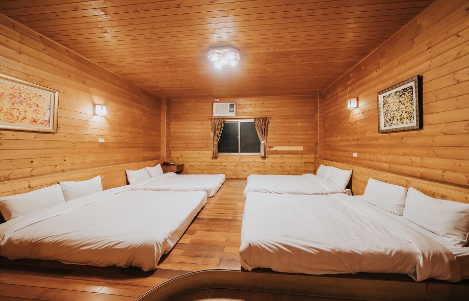 川中島木屋套房(寵物友善)_渡假小木屋_住宿_住宿資訊 | 泰雅渡假村 Atayal Resort | 飯店渡假村、溫泉、住宿、小木屋、露營